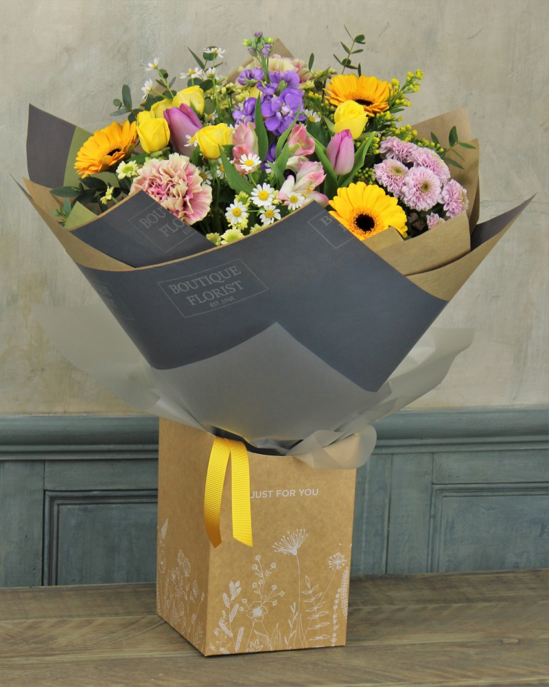 Gift Bouquets & Arrangements in Derby - Same day Delivery When you ...